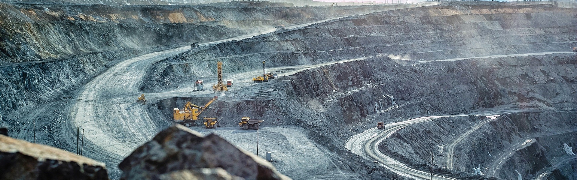 ICT技术使能智能矿山信息基础设施-华为企业业务