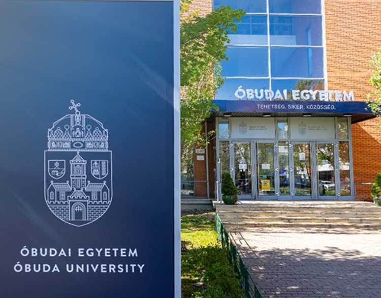 Óbuda University Leverages Wi-Fi 7 to Build a High-Quality 10 Gbps ...